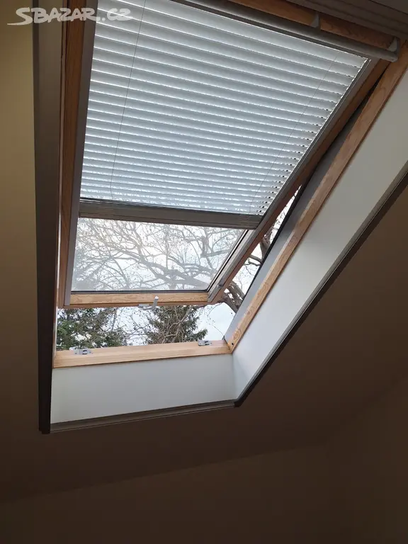 VELUX 94 X 160 - Praha, Újezd nad Lesy - Bazar - Sbazar.cz