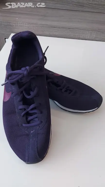 Botasky Nike - Praha 8 - Bazar - Sbazar.cz