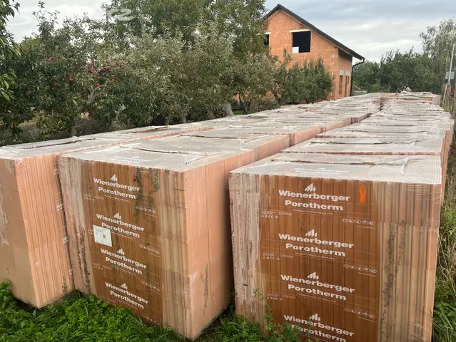 40 palet Porotherm cihla 44 EKO+ Profi P8-60 - Drnholec - Bazar - Sbazar.cz