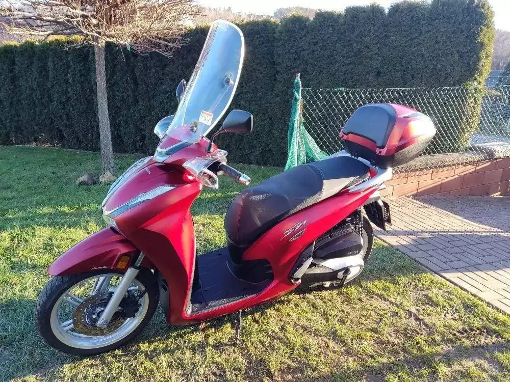 Honda SH 350 i ABS, TC (2021) kufr, CZ - České Budějovice, České ...