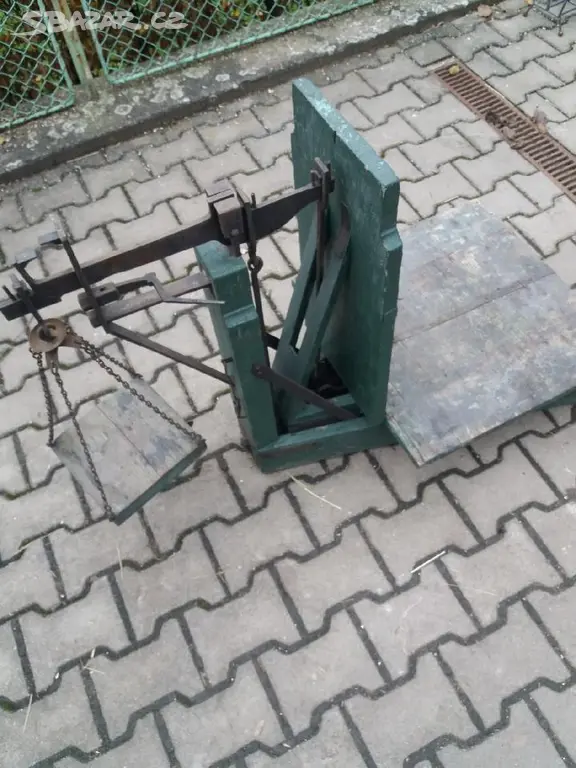 starožitná váha decimálka+závaží 1kg a 0,5kg - Opočno - Bazar - Sbazar.cz