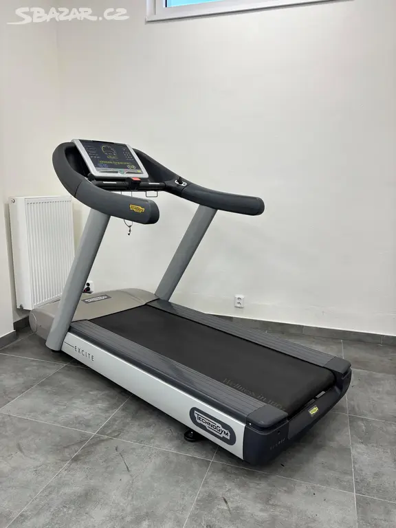 Technogym excite 700 led displej - České Budějovice - Bazar - Sbazar.cz