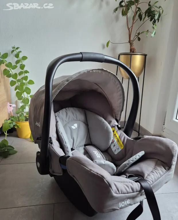 Autosedačka Joie Gemm Pebble 0-13kg - Praha, Záběhlice - Bazar - Sbazar.cz