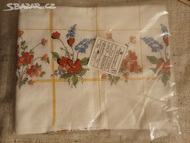 Retro ubrus 120 x 140 cm Tatralan - Praha - Bazar - Sbazar.cz