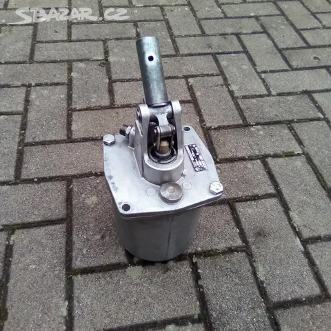 Ruční hydraulická pumpa - Náměšť na Hané - Bazar - Sbazar.cz
