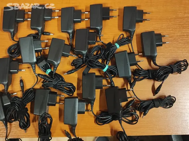 NOKIA nabíječky - konektor 2,0 a 3,5mm + micro USB - Praha - Bazar ...