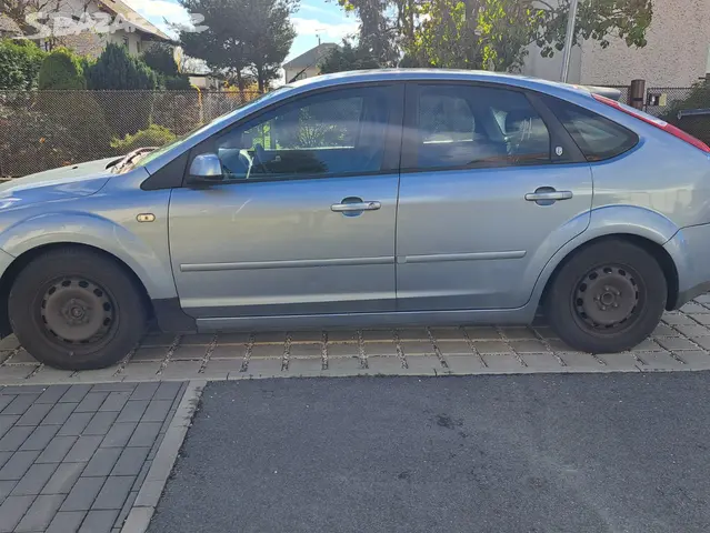Ford Focus 2006, 1.6 benzín/85 kW (206 tis.km) - Hradec Králové - Bazar ...