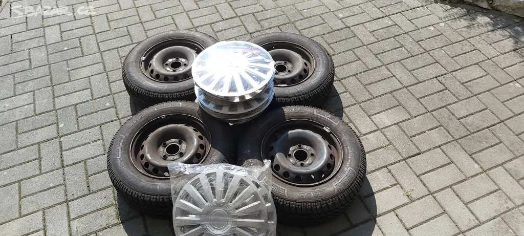 Prodám plechové disky 13" i pneu 4.ks. - Ludgeřovice - Bazar - Sbazar.cz