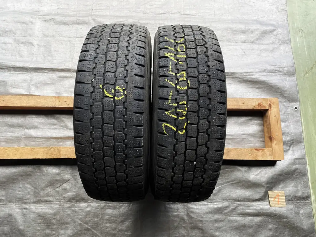 205 65 16C Bridgestone, pneu zimní, 2ks - Sušice, Sušice I - Bazar ...