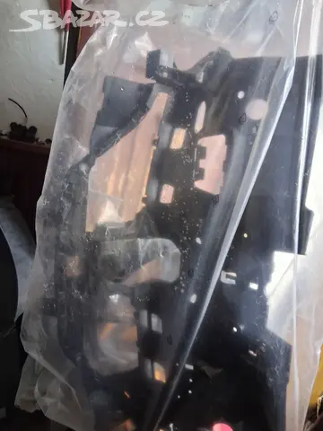 Renault megane 4 drzak masky - Říčany - Bazar - Sbazar.cz