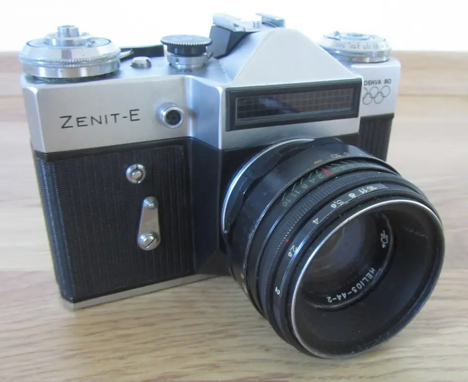 Zenit E olympijské hry Moskva 80 fotoaparát sbírka - Úvaly - Bazar ...