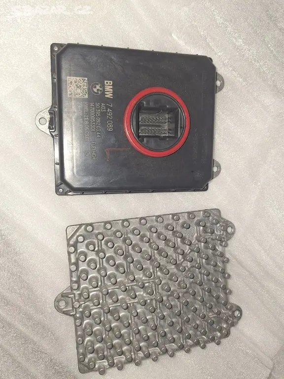 MINI Countryman F60,BMW jednotka 7492089 - Zlín - Bazar - Sbazar.cz