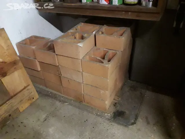Okrasné cihly - Žandov, Heřmanice - Bazar - Sbazar.cz