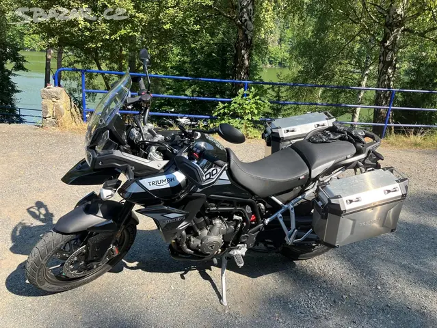 Triumph Tiger 900GT Pro + helma Shoei nebo Bell - Květnice - Bazar ...