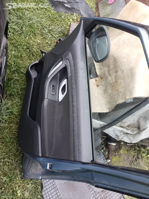 Fabia 2 pravé přední dveře - Mělník - Bazar - Sbazar.cz