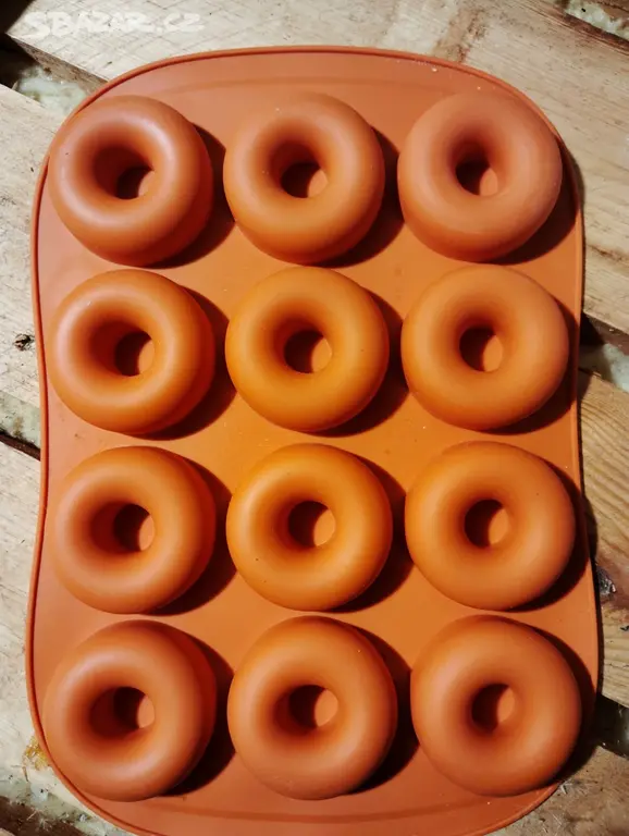Tescoma forma silikonová donut - Olomouc, Chomoutov - Bazar - Sbazar.cz