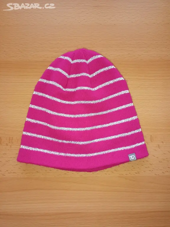 Dívčí čepice - Roudnice nad Labem - Bazar - Sbazar.cz