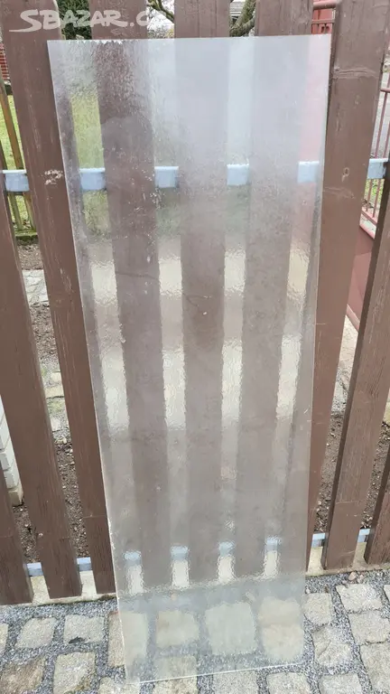 20 kusů skel na skleník rozměr 142x45x0,4 cm - Deštná - Bazar - Sbazar.cz