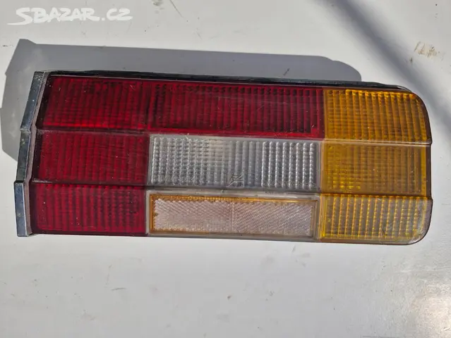 Zadní světla LADA Zhiguli - České Budějovice - Bazar - Sbazar.cz