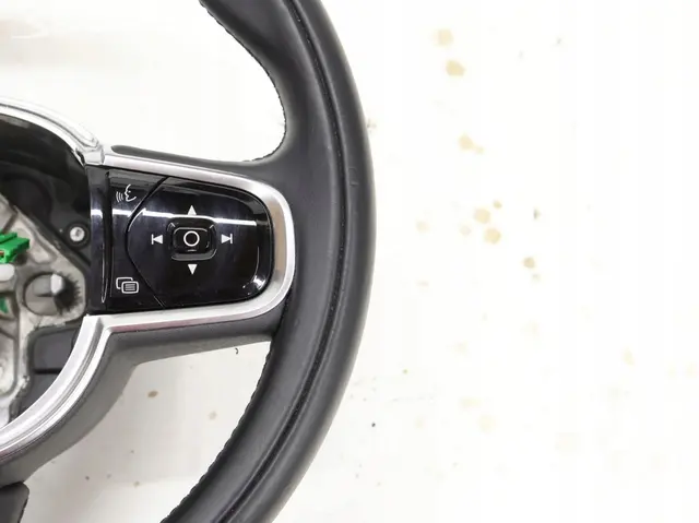 Volvo XC60 II kožený volant 32288783 - Litoměřice - Bazar - Sbazar.cz