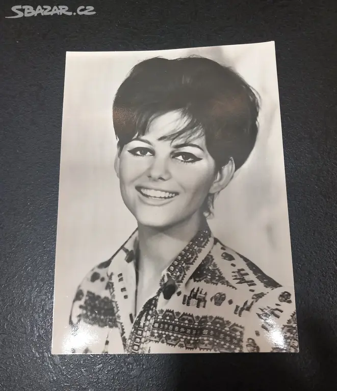 Claudia Cardinale XIV. filmový festival KV - Náchod - Bazar - Sbazar.cz