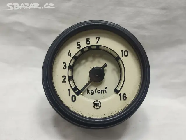 ŠKODA TATRA PRAGA ORIG. NEPOUŽITÝ TLAKOMĚR - Hradec Králové, Svobodné ...