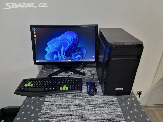 Počítač s lcd ssd Win 11 na filmy internet atd - Veselí nad Moravou ...