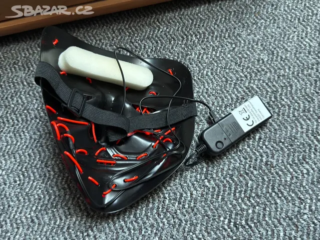 11x LED světelná maska - Plánice - Bazar - Sbazar.cz