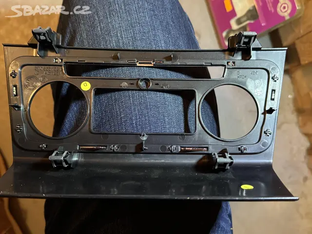 Ramecek panelu topeni/climatronicu Skoda Superb 2 - Praha 4 - Bazar ...