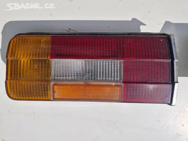 Zadní světla LADA Zhiguli - České Budějovice - Bazar - Sbazar.cz