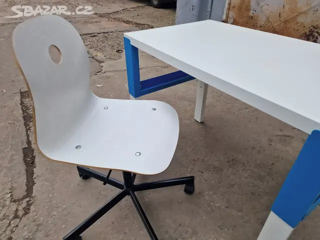 Stul a zidle detske. Komplet 58x96 v 73cm. - Praha, Vysočany - Bazar ...