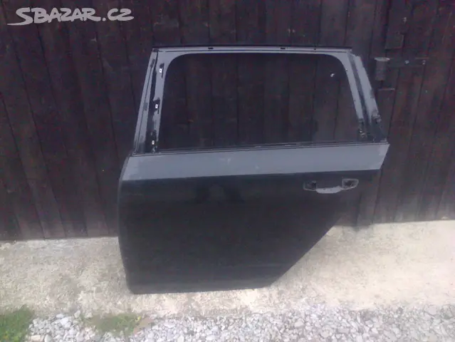 škoda octavia III-3 kombi, levé zadní dveře, - Beroun - Bazar - Sbazar.cz