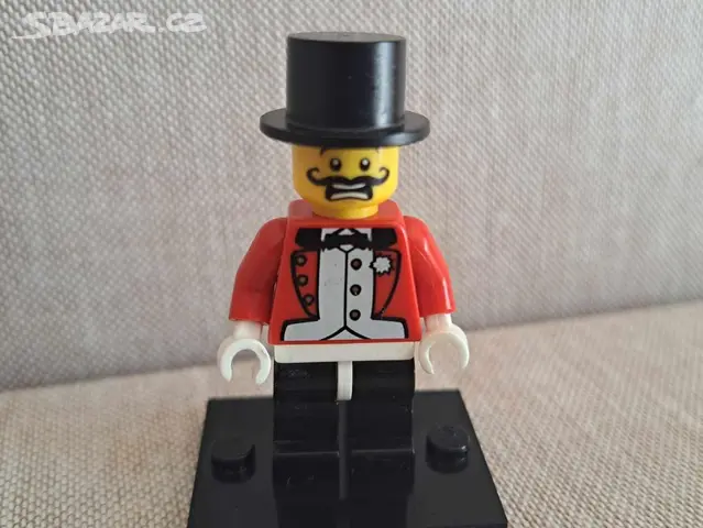 Lego figurka z 2. série"Circus Ringmaster"(COL019) - Dolní Břežany ...