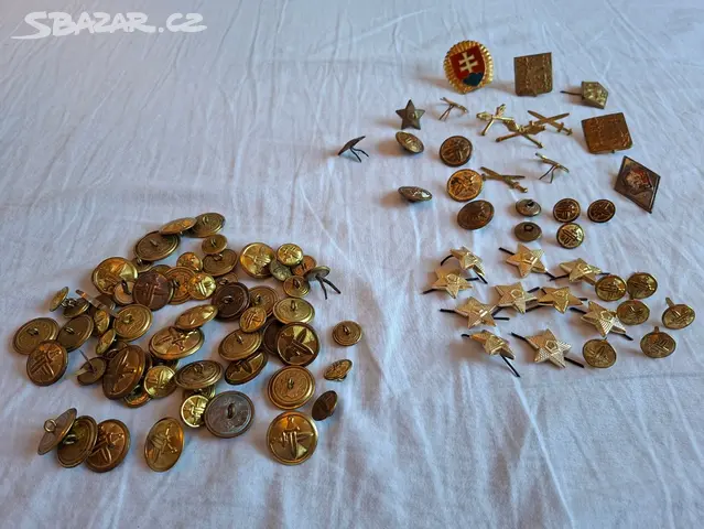 Vojenské insignie ČSLA velký sběratelský lot - Praha - Bazar - Sbazar.cz