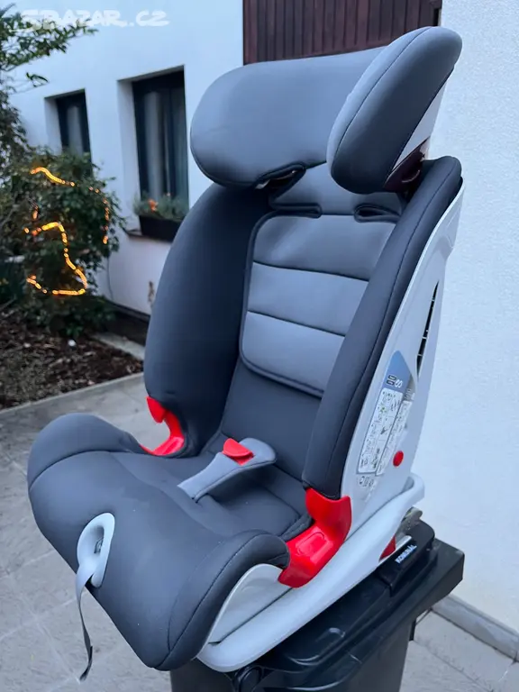 Autosedačka Britax Römer Advansafix III - Praha, Modřany - Bazar ...
