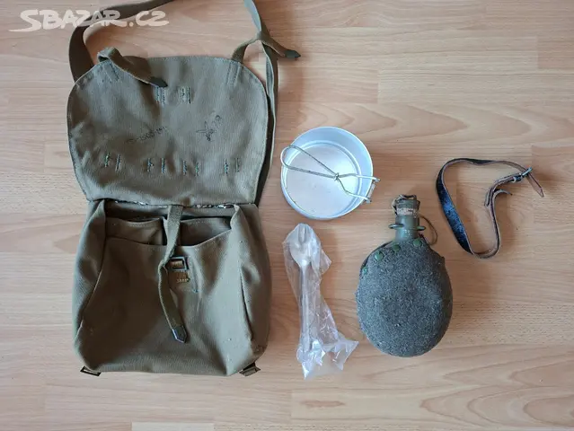 ČSĽA vojenská malá polní a vybavení - Praha - Bazar - Sbazar.cz