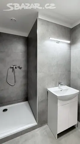 Nájem haly sklad/výroba, 600 m2, Žebrák, Exit D5 - Žebrák - Bazar ...