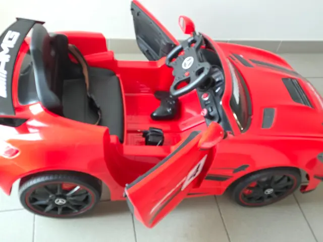 Mercedes dětské elektrické auto - Praha 14 - Bazar - Sbazar.cz