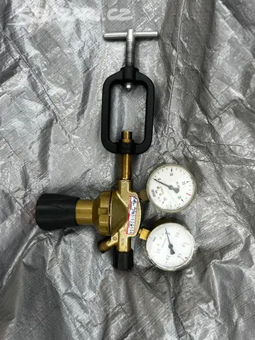 Redukční ventil acetylen - Brno - Bazar - Sbazar.cz