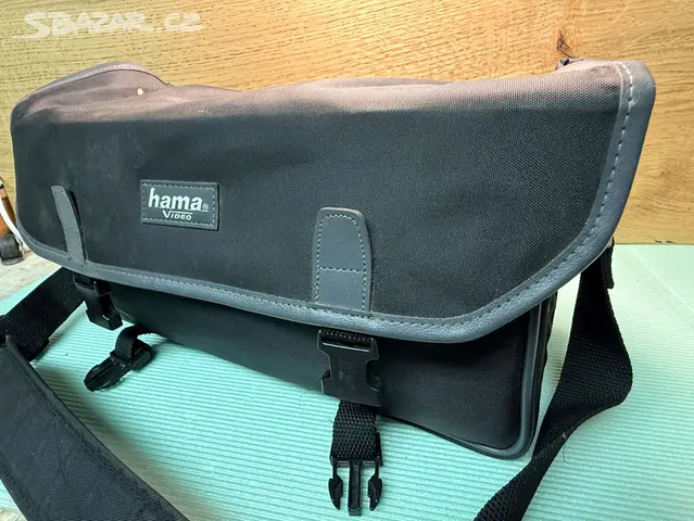 Videokamera VHS C Universum - Kojetín - Bazar - Sbazar.cz