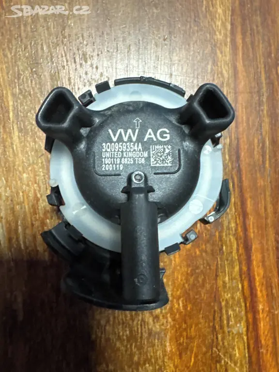 3Q0959354A Čidlo / sensor pro airbag - Brandýs nad Labem-Stará Boleslav ...