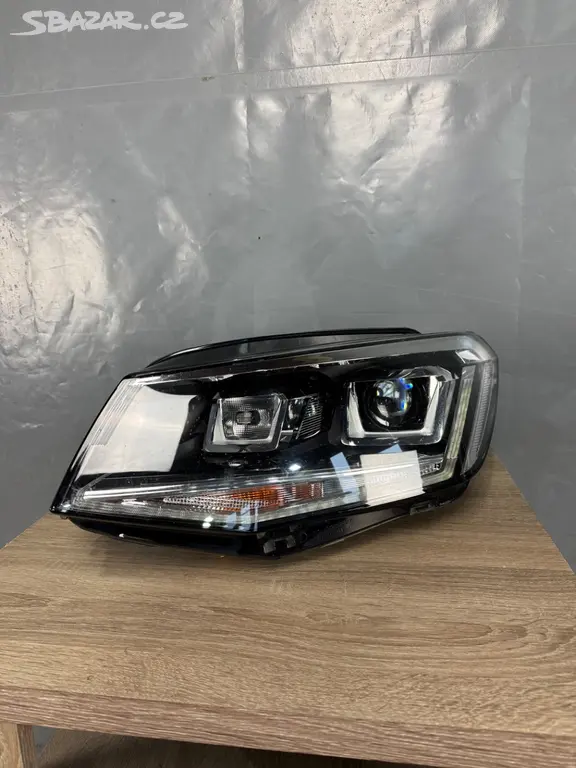 Levé přední světlo VW Caddy 2K1 xenon - Kladno - Bazar - Sbazar.cz