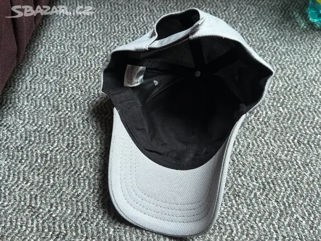 Kšiltovka Mitsubishi Fuso - Plánice - Bazar - Sbazar.cz