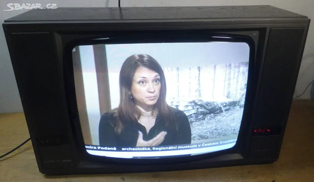 Funkční dřevěná barevná televize TESLA Color C428 - Praha, Záběhlice ...