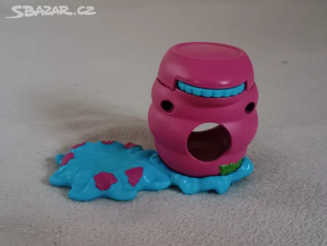 Zoobles domeček s otočným kolečkem - Brno - Bazar - Sbazar.cz