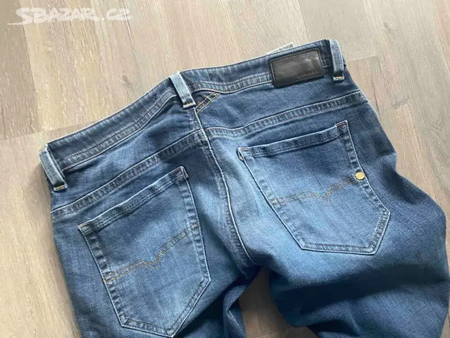 Diesel páské rifle vel. 33 - Strážnice - Bazar - Sbazar.cz