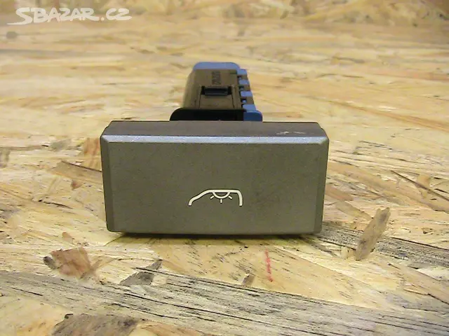 SPÍNAČ OVLÁDÁNÍ VNITŘNÍHO OSVĚTLENÍ HYUNDAI H1 TQ - Doksy - Bazar ...