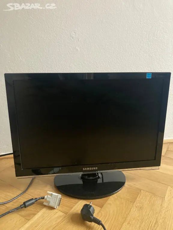 PC monitor Samsung SyncMaster - Plzeň - Bazar - Sbazar.cz