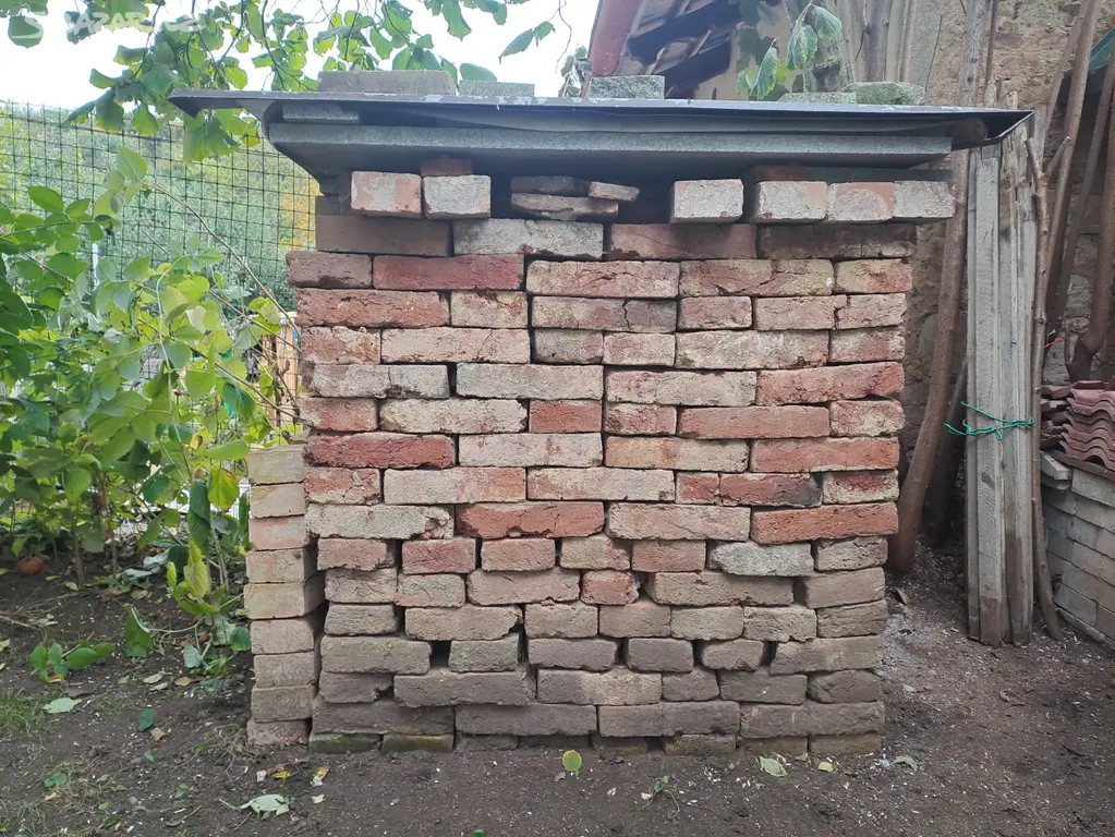 Cihla plná - Praha 6 - Bazar - Sbazar.cz