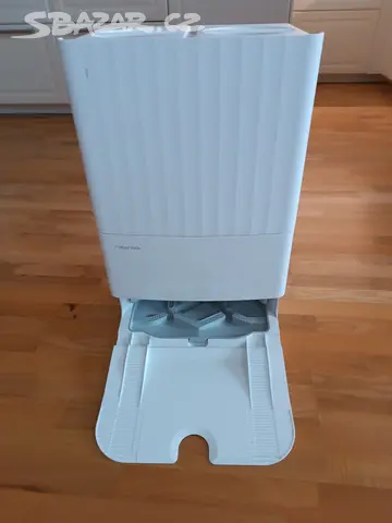 Dokovací stanice Roborock QRevo - Plzeň - Bazar - Sbazar.cz